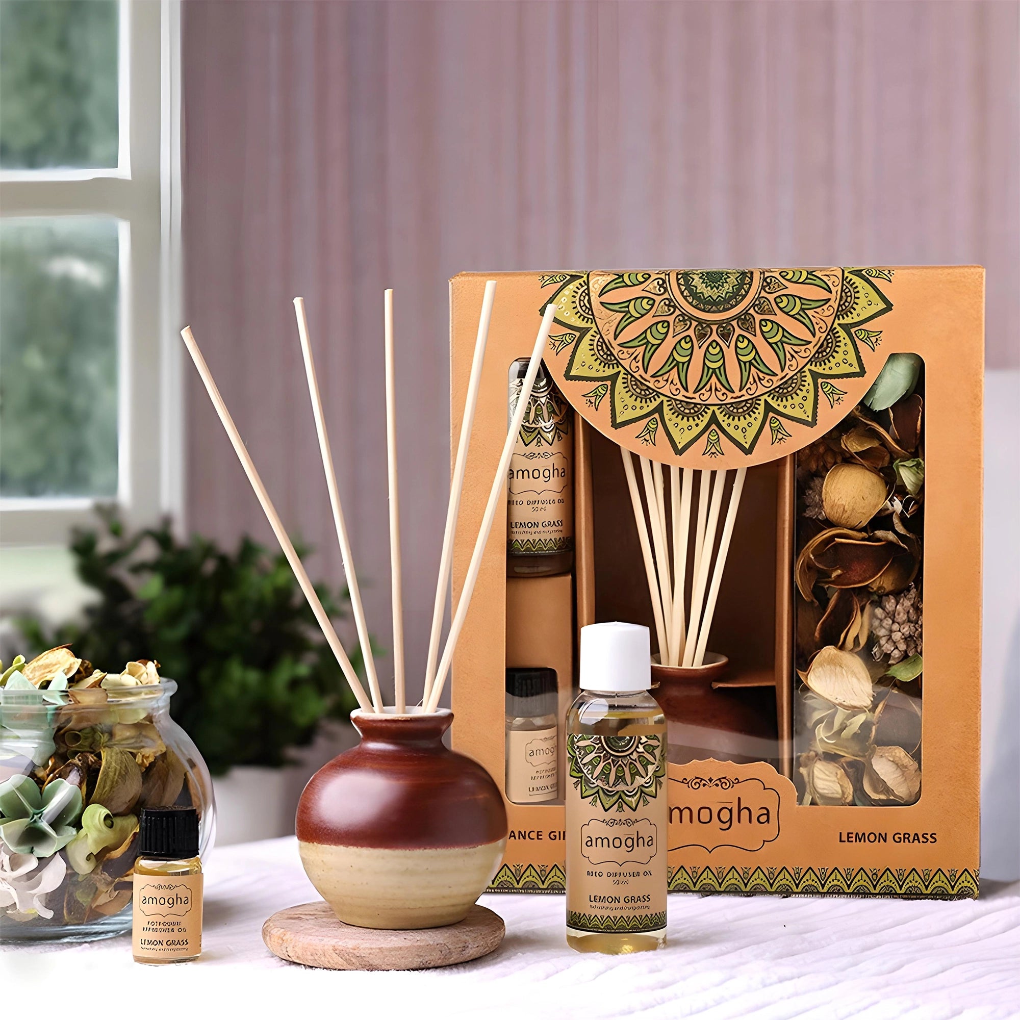 IRIS Amogha Lemongrass Fragrance Gift Set – Cycle.in